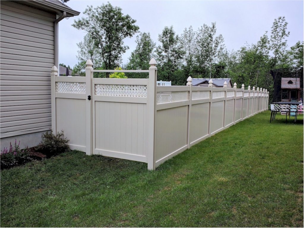 PVC / Vinyl Fences | Capital Deck and Fence
